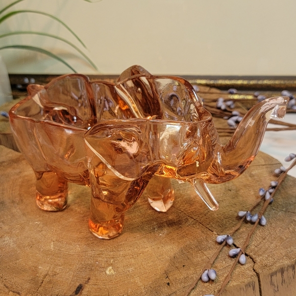 Consolidated Glass Co | Art | Vintage Glass Consolidated Pink Elephant ...